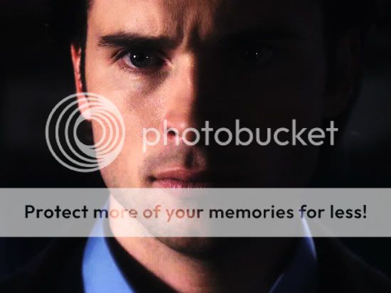 Tom Welling Picture Thread #9 - KryptonSite Forums - KSiteTV Forums